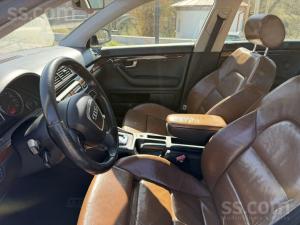 Melns Audi A4 2005 Valmiera, ar dzinēja tilpumu 3.00 L un nobraukumu 360 tūkst. km par 2750 €, foto 14 vietnē AUTOMOTO.COM.LV