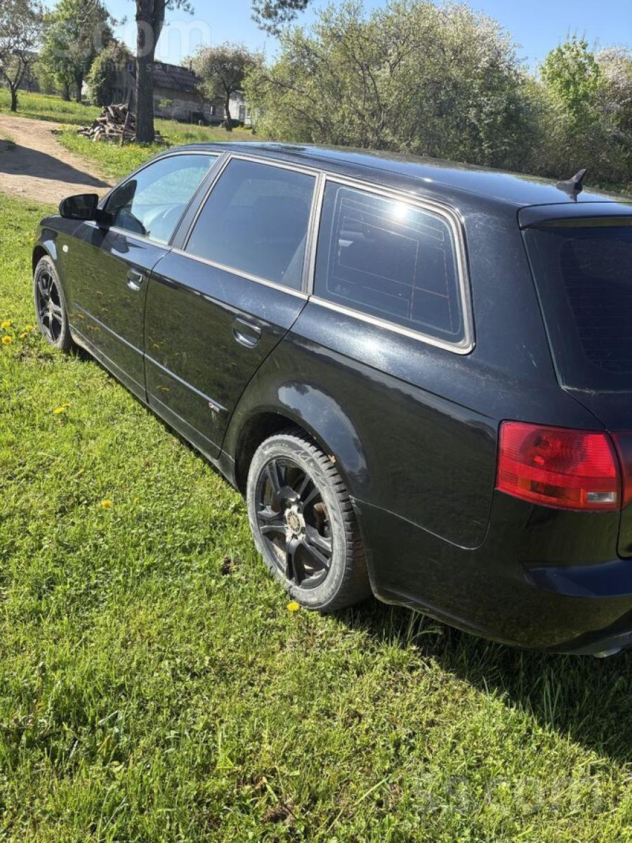 Melns Audi A4 2005 Liepāja, ar dzinēja tilpumu 2.00 L un nobraukumu 413 tūkst. km par 1800 €, foto 5 vietnē AUTOMOTO.COM.LV