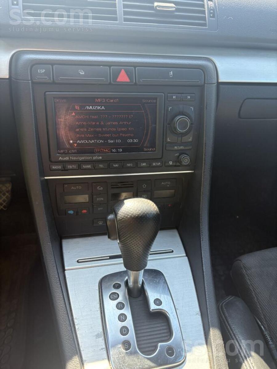 Melns Audi A4 2005 Liepāja, ar dzinēja tilpumu 2.00 L un nobraukumu 413 tūkst. km par 1800 €, foto 7 vietnē AUTOMOTO.COM.LV