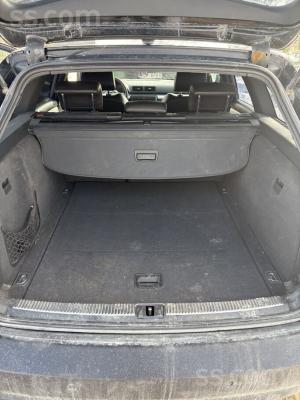 Melns Audi A4 2005 Liepāja, ar dzinēja tilpumu 2.00 L un nobraukumu 413 tūkst. km par 1800 €, foto 14 vietnē AUTOMOTO.COM.LV