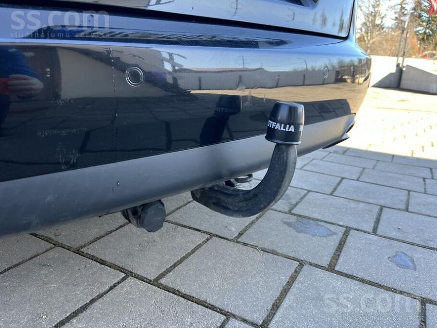 Black Audi A4 2005 in Riga, with an engine capacity of 3.00 L and mileage of 0 thousand km for 4990 €, photo 21 on AUTOMOTO.COM.LV