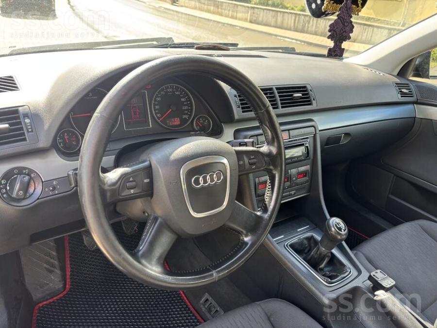 Melns Audi A4 2005 Bauska, ar dzinēja tilpumu 2.00 L un nobraukumu 315 tūkst. km par 1890 €, foto 8 vietnē AUTOMOTO.COM.LV