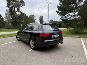 Black Audi A4 2005 in Riga, with an engine capacity of 3.00 L and mileage of 236 thousand km for 3000 €, photo 3 on AUTOMOTO.COM.LV
