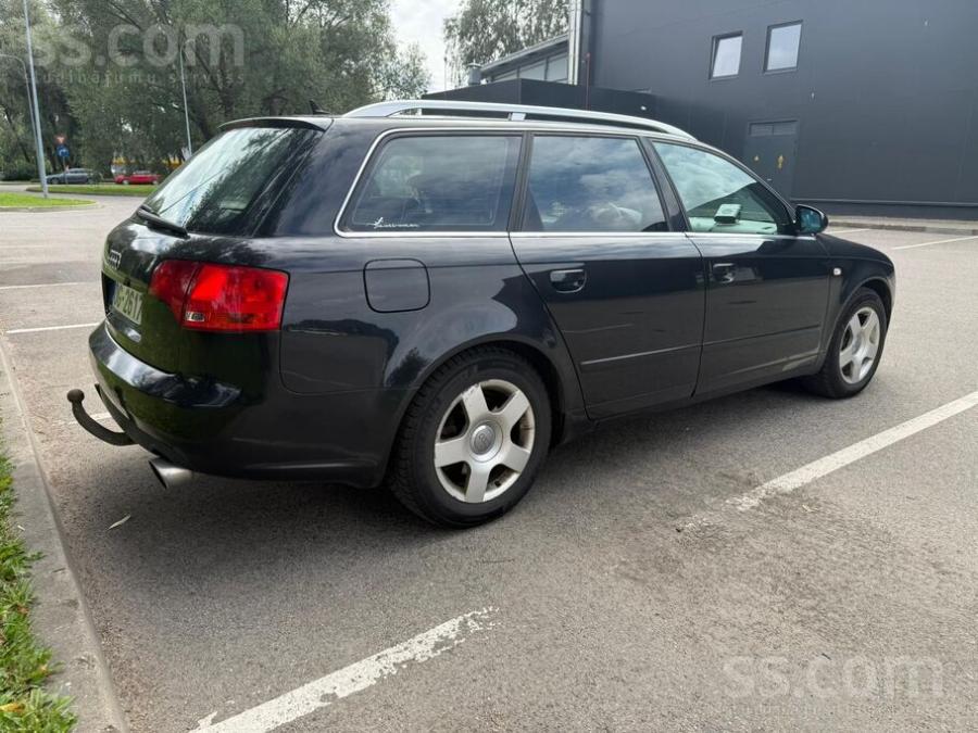 Black Audi A4 2005 in Riga, with an engine capacity of 3.00 L and mileage of 236 thousand km for 3000 €, photo 5 on AUTOMOTO.COM.LV