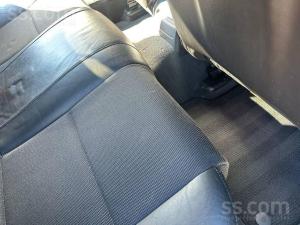 Black Audi A4 2005 in Riga, with an engine capacity of 3.00 L and mileage of 278 thousand km for 2550 €, photo 22 on AUTOMOTO.COM.LV
