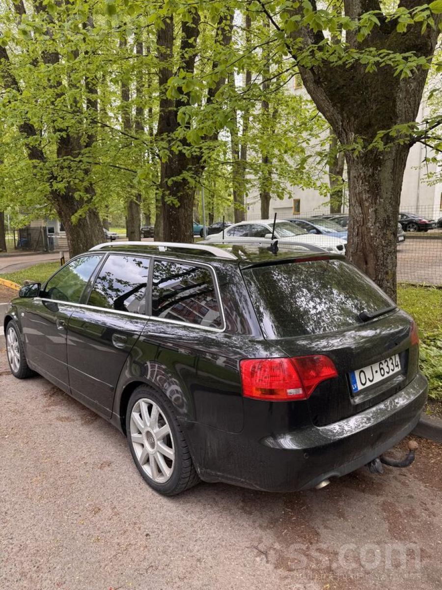 Black Audi A4 2005 in Riga, with an engine capacity of 3.00 L and mileage of 391 thousand km for 2050 €, photo 5 on AUTOMOTO.COM.LV