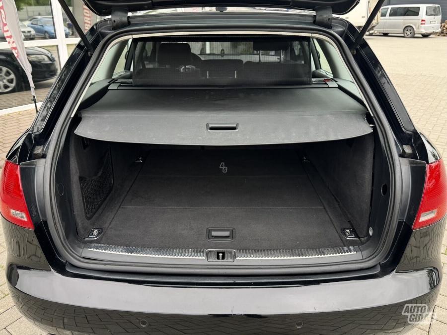 Black Audi A4 2005 in Radviliskis, with an engine capacity of 2.00 L and mileage of 328 thousand km for 3150 €, photo 30 on AUTOMOTO.COM.LV