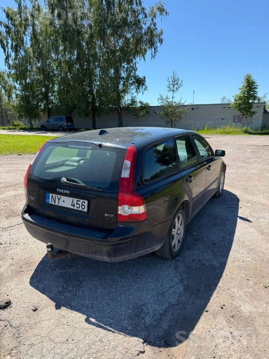 Melns Audi A4 2005 Rīga, ar dzinēja tilpumu 2.00 L un nobraukumu 0 tūkst. km par 590 €, foto 4 vietnē AUTOMOTO.COM.LV