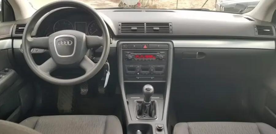 Black Audi A4 2005 in Valmiera, with an engine capacity of 2.00 L and mileage of 286 thousand km for 2600 €, photo 10 on AUTOMOTO.COM.LV