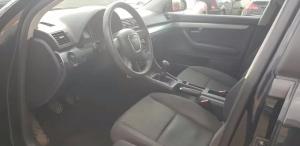 Black Audi A4 2005 in Valmiera, with an engine capacity of 2.00 L and mileage of 286 thousand km for 2600 €, photo 11 on AUTOMOTO.COM.LV