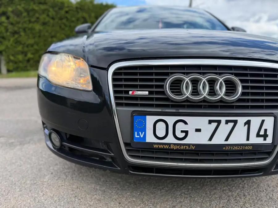 Черный Ауди А4 2005 в Рига, объемом двигателя 3.00 л и пробегом 270 тыс. км за 2800 €, фото 6 на AUTOMOTO.COM.LV
