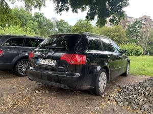Black Audi A4 2005 in Kaunas, with an engine capacity of 1.97 L and mileage of 279 thousand km for 999 €, photo 4 on AUTOMOTO.COM.LV