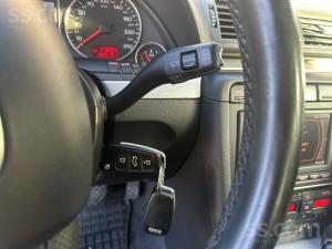 Black Audi A4 2005 in Tukums, with an engine capacity of 3.00 L and mileage of 385 thousand km for 3500 €, photo 20 on AUTOMOTO.COM.LV