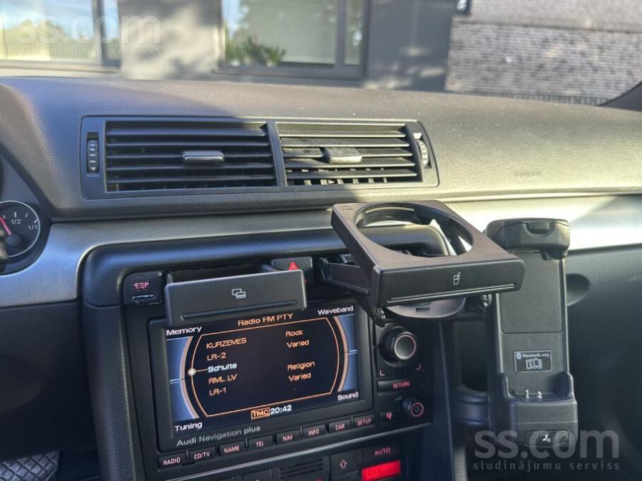 Black Audi A4 2005 in Tukums, with an engine capacity of 3.00 L and mileage of 385 thousand km for 3500 €, photo 22 on AUTOMOTO.COM.LV