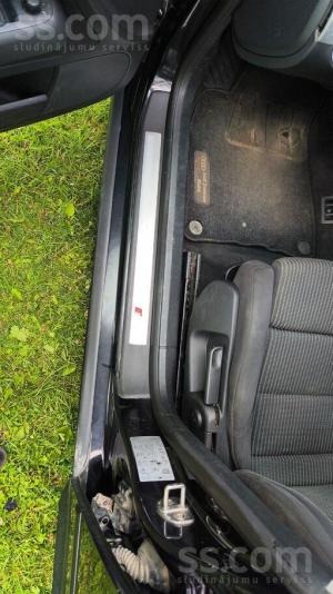 Black Audi A4 2005 in Ludza, with an engine capacity of 2.00 L and mileage of 368 thousand km for 2000 €, photo 11 on AUTOMOTO.COM.LV