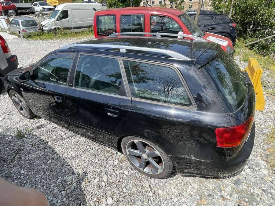 Black Audi A4 2005 in Panevezys, with an engine capacity of 1.99 L and mileage of 260 thousand km for 850 €, photo 5 on AUTOMOTO.COM.LV