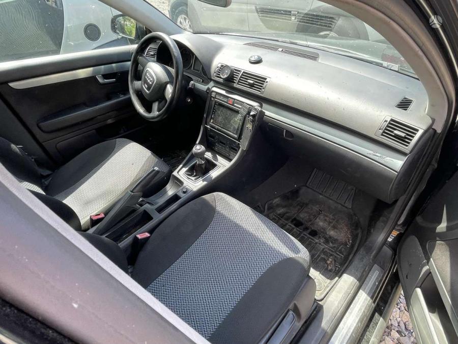 Black Audi A4 2005 in Panevezys, with an engine capacity of 1.99 L and mileage of 260 thousand km for 850 €, photo 6 on AUTOMOTO.COM.LV