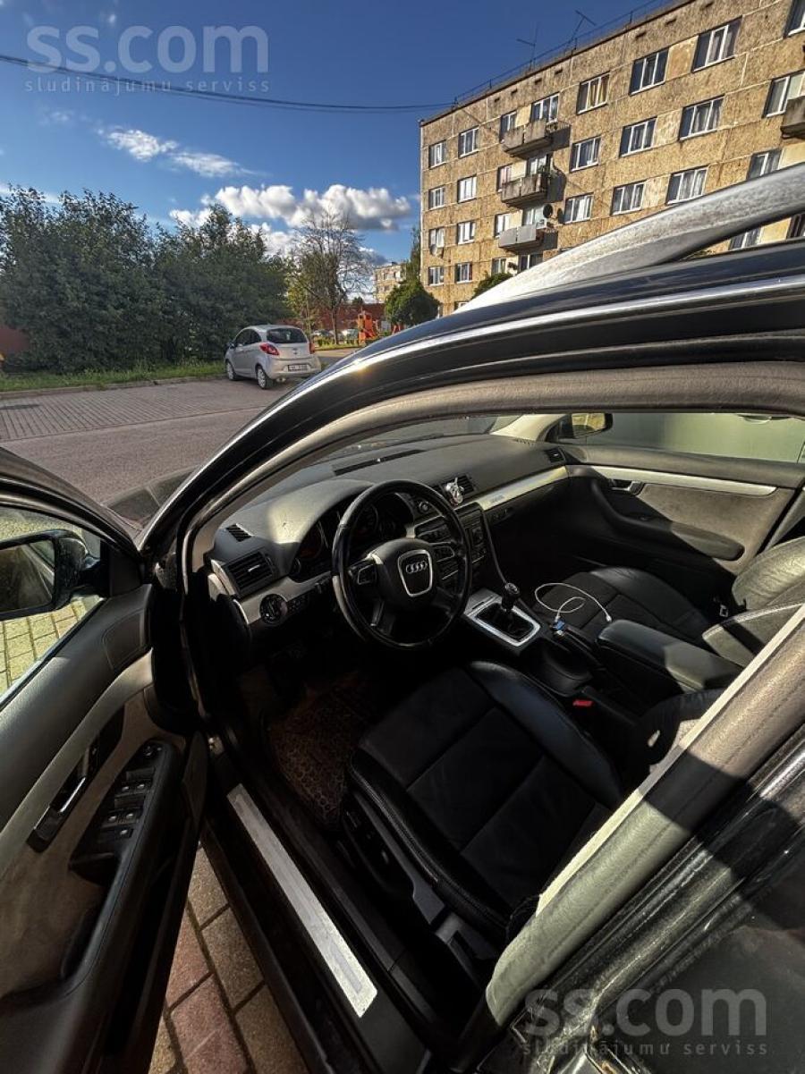 Melns Audi A4 2005 Jēkabpils, ar dzinēja tilpumu 3.00 L un nobraukumu 403 tūkst. km par 3500 €, foto 4 vietnē AUTOMOTO.COM.LV