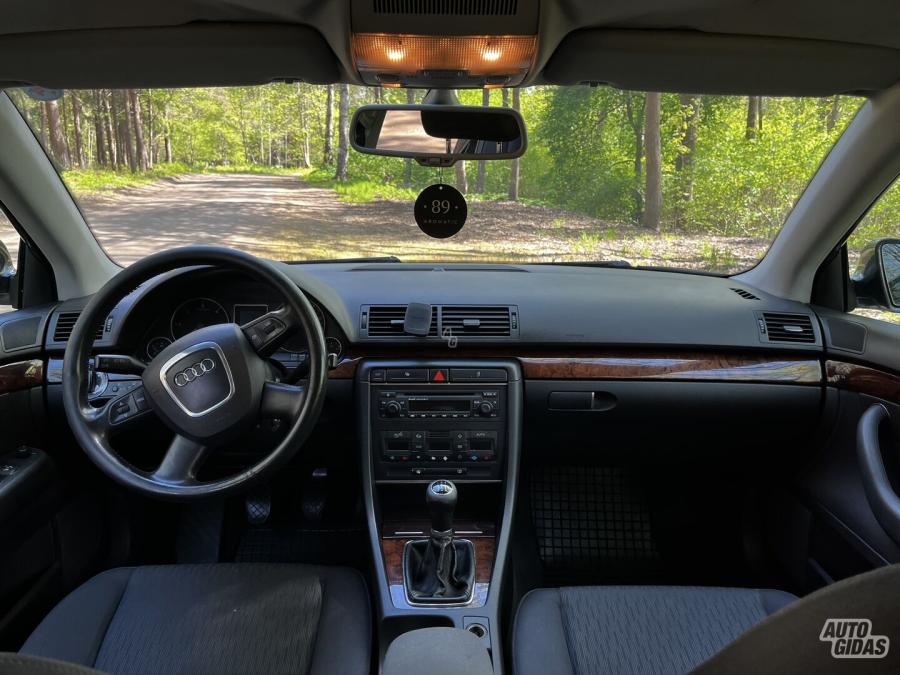 Melns Audi A4 2005 Gargždai, ar dzinēja tilpumu 1.90 L un nobraukumu 433 tūkst. km par 2200 €, foto 15 vietnē AUTOMOTO.COM.LV