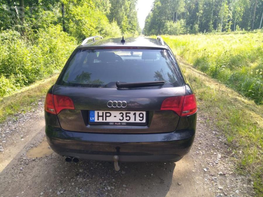 Черный Ауди А4 2005 в Елгава, объемом двигателя 2.00 л и пробегом 377 тыс. км за 1900 €, фото 3 на AUTOMOTO.COM.LV