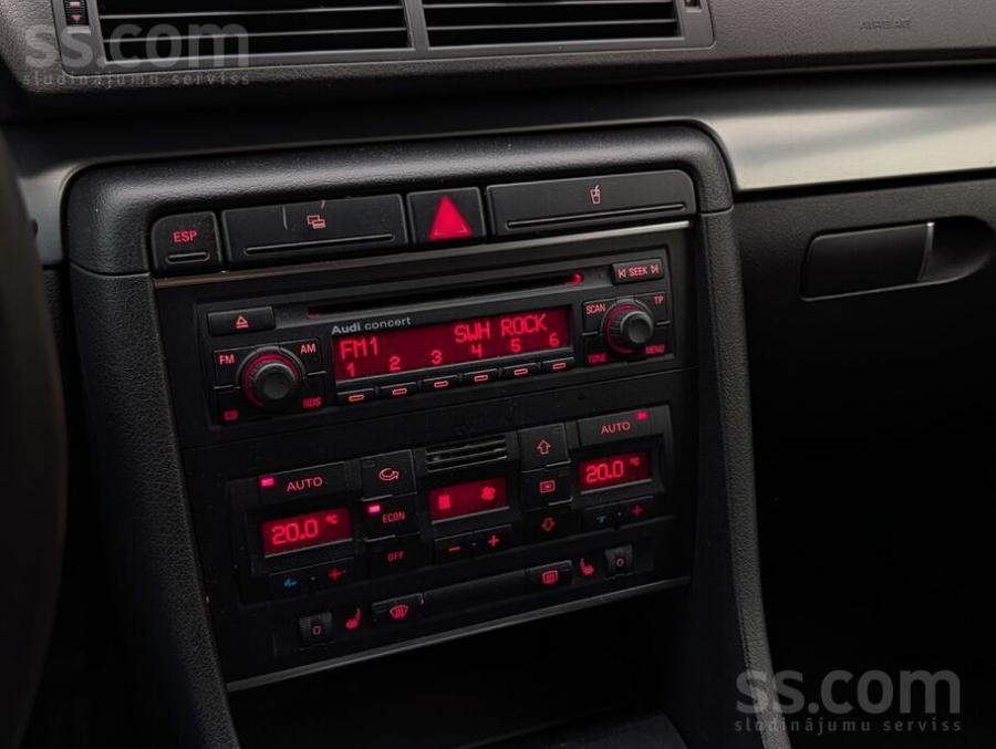 Melns Audi A4 2005 Rīga, ar dzinēja tilpumu 2.00 L un nobraukumu 390 tūkst. km par 1690 €, foto 12 vietnē AUTOMOTO.COM.LV