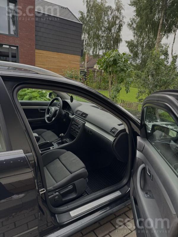 Melns Audi A4 2005 Rīga, ar dzinēja tilpumu 2.00 L un nobraukumu 349 tūkst. km par 2150 €, foto 9 vietnē AUTOMOTO.COM.LV