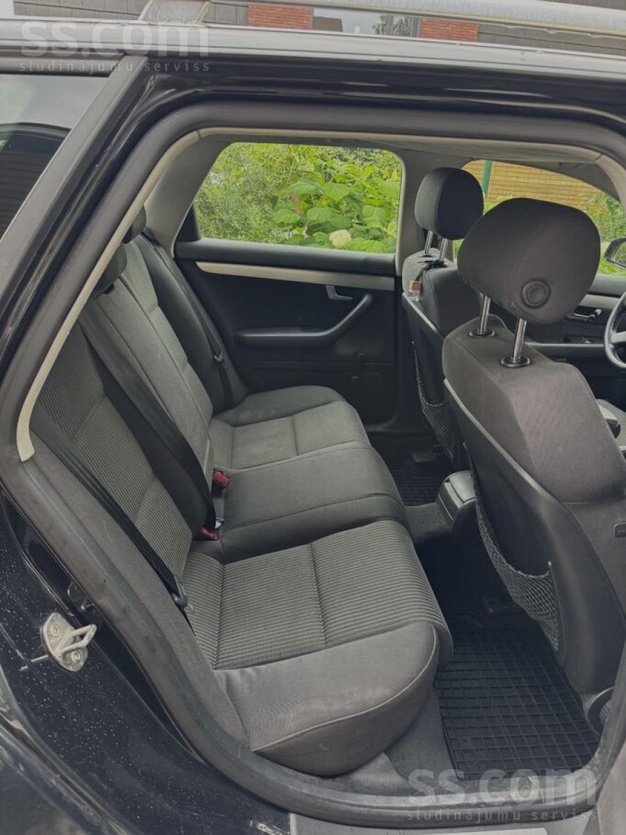 Melns Audi A4 2005 Rīga, ar dzinēja tilpumu 2.00 L un nobraukumu 349 tūkst. km par 2150 €, foto 12 vietnē AUTOMOTO.COM.LV