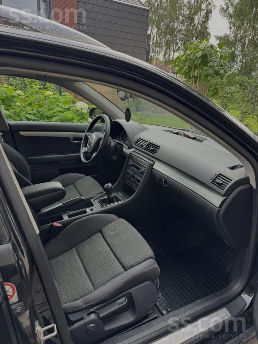 Melns Audi A4 2005 Rīga, ar dzinēja tilpumu 2.00 L un nobraukumu 349 tūkst. km par 2150 €, foto 14 vietnē AUTOMOTO.COM.LV