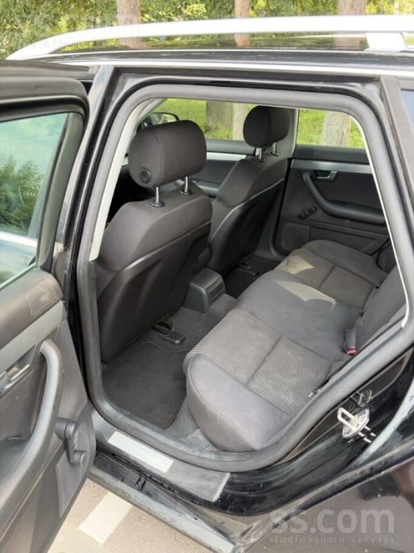 Black Audi A4 2005 in Riga, with an engine capacity of 2.00 L and mileage of 345 thousand km for 1100 €, photo 6 on AUTOMOTO.COM.LV