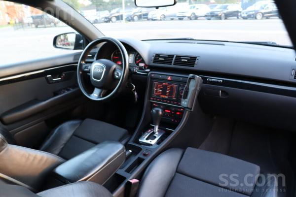 Black Audi A4 2005 in Riga, with an engine capacity of 3.00 L and mileage of 340 thousand km for 4990 €, photo 6 on AUTOMOTO.COM.LV