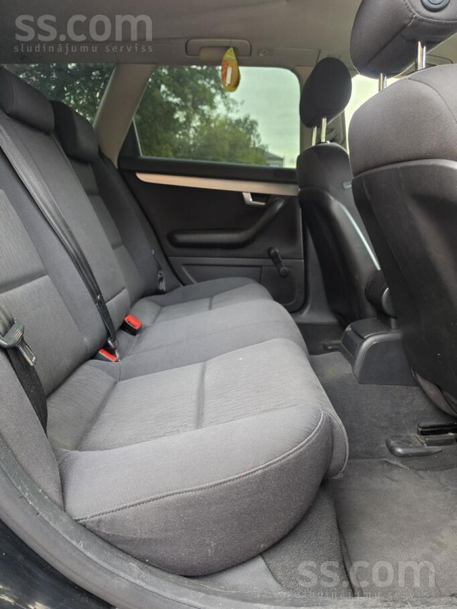 Black Audi A4 2005 in Jelgava, with an engine capacity of 2.00 L and mileage of 444 thousand km for 1980 €, photo 13 on AUTOMOTO.COM.LV