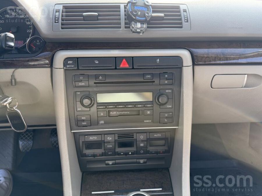 Melns Audi A4 2005 Daugavpils, ar dzinēja tilpumu 2.00 L un nobraukumu 311 tūkst. km par 2750 €, foto 14 vietnē AUTOMOTO.COM.LV
