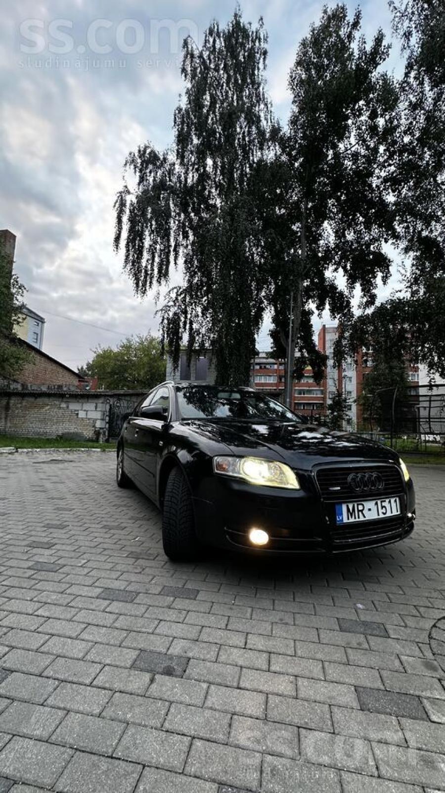 Melns Audi A4 2005 Rīga, ar dzinēja tilpumu 3.00 L un nobraukumu 354 tūkst. km par 3400 €, foto 3 vietnē AUTOMOTO.COM.LV