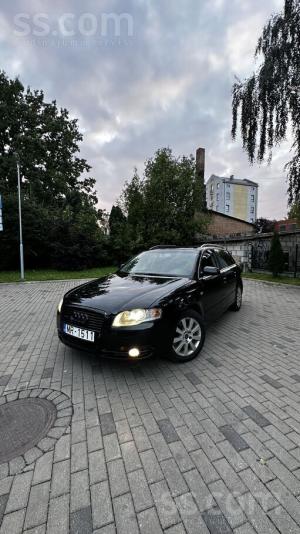 Melns Audi A4 2005 Rīga, ar dzinēja tilpumu 3.00 L un nobraukumu 354 tūkst. km par 3400 €, foto 4 vietnē AUTOMOTO.COM.LV