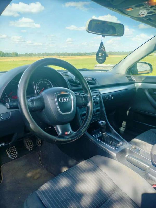 Melns Audi A4 2005 Jonava, ar dzinēja tilpumu 1.97 L un nobraukumu 331 tūkst. km par 1500 €, foto 6 vietnē AUTOMOTO.COM.LV