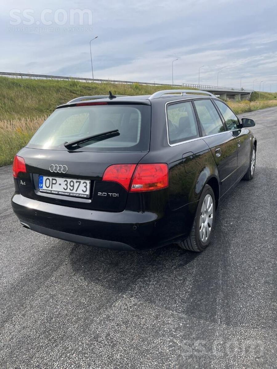 Melns Audi A4 2005 Ogre, ar dzinēja tilpumu 2.00 L un nobraukumu 257 tūkst. km par 3590 €, foto 5 vietnē AUTOMOTO.COM.LV