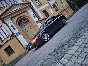 Black Audi A4 2005 in Tukums, with an engine capacity of 2.00 L and mileage of 321 thousand km for 2800 €, photo 4 on AUTOMOTO.COM.LV