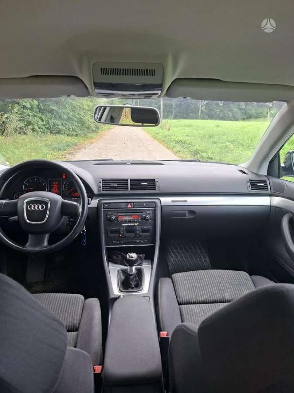 Melns Audi A4 2005 Klaipėda, ar dzinēja tilpumu 2.00 L un nobraukumu 314 tūkst. km par 2300 €, foto 6 vietnē AUTOMOTO.COM.LV