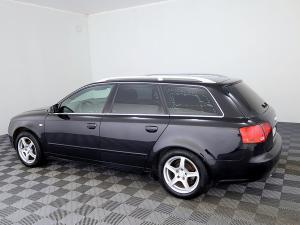 Black Audi A4 2005 in Tallinn, with an engine capacity of 1.90 L and mileage of 292 thousand km for 1399 €, photo 5 on AUTOMOTO.COM.LV