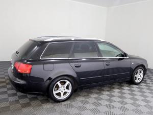 Black Audi A4 2005 in Tallinn, with an engine capacity of 1.90 L and mileage of 292 thousand km for 1399 €, photo 11 on AUTOMOTO.COM.LV