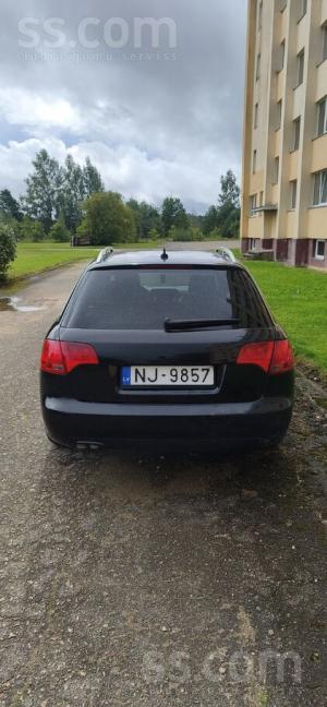 Melns Audi A4 2005 Gulbene, ar dzinēja tilpumu 1.90 L un nobraukumu 387 tūkst. km par 2490 €, foto 9 vietnē AUTOMOTO.COM.LV