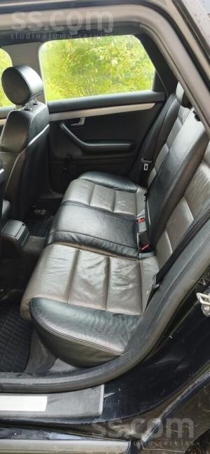 Melns Audi A4 2005 Gulbene, ar dzinēja tilpumu 1.90 L un nobraukumu 387 tūkst. km par 2490 €, foto 11 vietnē AUTOMOTO.COM.LV