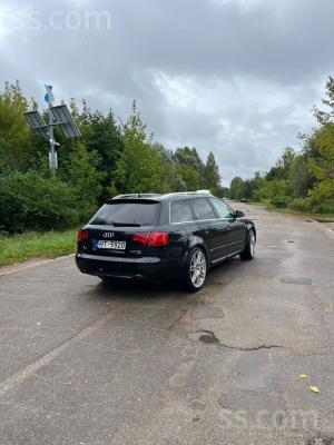 Melns Audi A4 2005 Rīga, ar dzinēja tilpumu 3.00 L un nobraukumu 390 tūkst. km par 3850 €, foto 5 vietnē AUTOMOTO.COM.LV