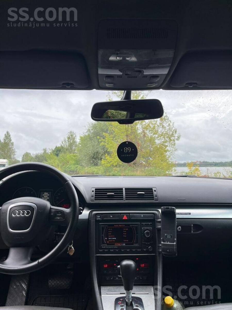 Melns Audi A4 2005 Rīga, ar dzinēja tilpumu 3.00 L un nobraukumu 390 tūkst. km par 3850 €, foto 7 vietnē AUTOMOTO.COM.LV
