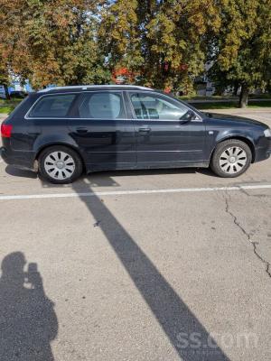 Melns Audi A4 2005 Rīga, ar dzinēja tilpumu 2.00 L un nobraukumu 261 tūkst. km par 1100 €, foto 4 vietnē AUTOMOTO.COM.LV