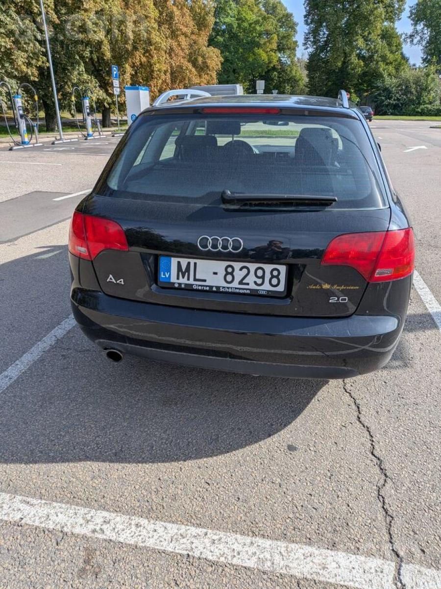 Melns Audi A4 2005 Rīga, ar dzinēja tilpumu 2.00 L un nobraukumu 261 tūkst. km par 1100 €, foto 5 vietnē AUTOMOTO.COM.LV
