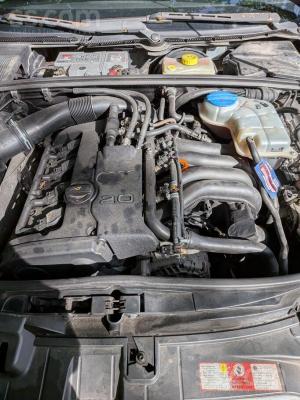 Melns Audi A4 2005 Rīga, ar dzinēja tilpumu 2.00 L un nobraukumu 261 tūkst. km par 1100 €, foto 7 vietnē AUTOMOTO.COM.LV