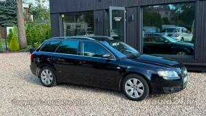 Black Audi A4 2005 in Riga, with an engine capacity of 2.00 L and mileage of 346 thousand km for 2999 €, photo 3 on AUTOMOTO.COM.LV