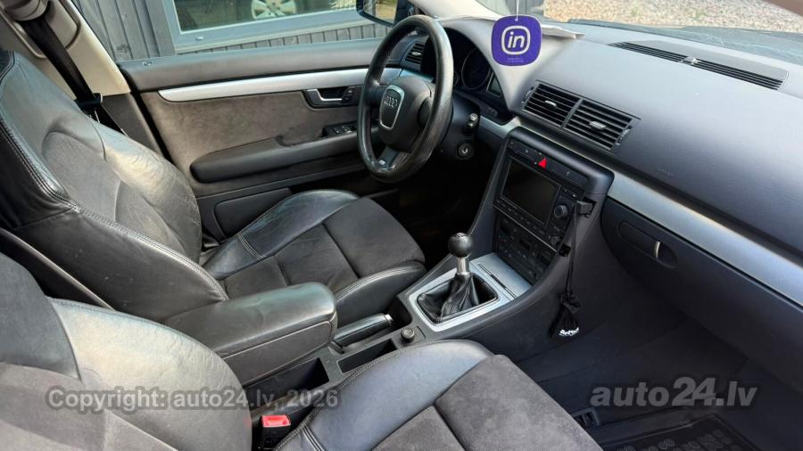 Black Audi A4 2005 in Riga, with an engine capacity of 2.00 L and mileage of 346 thousand km for 2999 €, photo 10 on AUTOMOTO.COM.LV