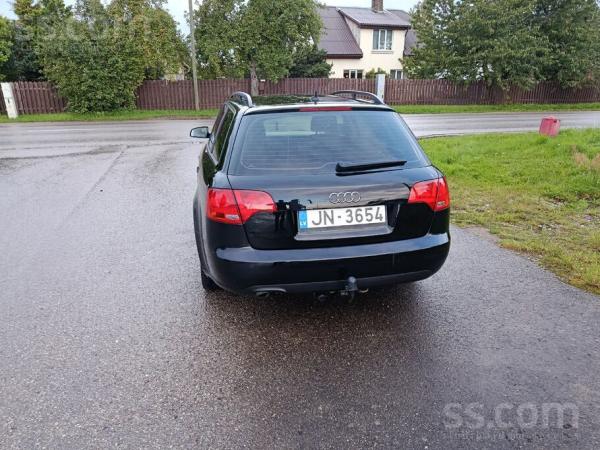 Audi A4 2005 in Talsi on AUTOMOTO.COM.LV Black Audi A4 2005 in Talsi, with an engine capacity of 2.00 L and mileage of 297 thousand km for 2890 €, photo 7 on AUTOMOTO.COM.LV